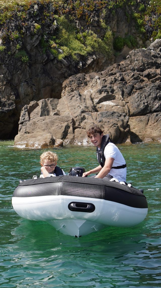 3D Tender French brand, specialist in inflatable boats, RIBs, polyester ...
