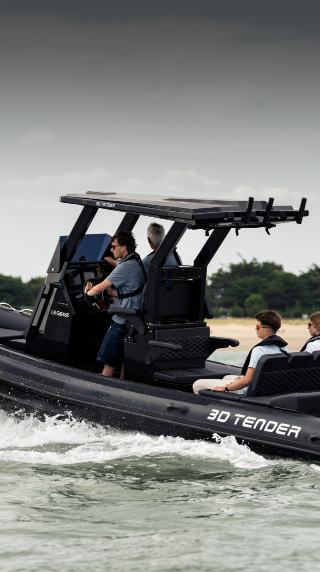 3D Tender French brand, specialist in inflatable boats, RIBs, polyester ...